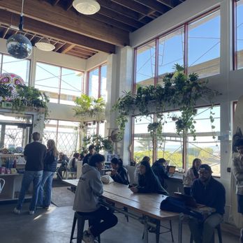 ANDYTOWN COFFEE ROASTERS - Updated December 2024 - 299 Photos & 123 ...