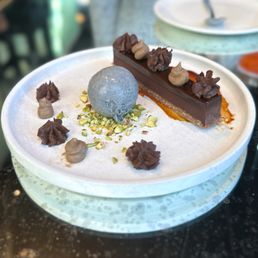 ILILI DC - Updated October 2025 - 2029 Photos & 682 Reviews - 100 ...