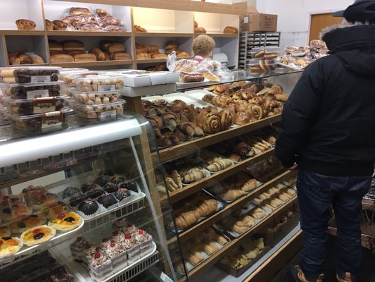 KOSHER QUALITY BAKERY - Updated December 2025 - 5855 Av Victoria ...