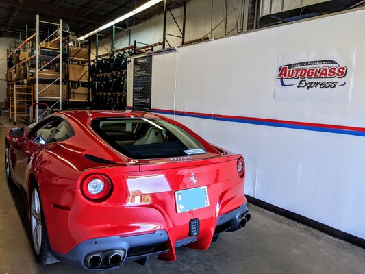 AUTO GLASS EXPRESS - Updated December 2025 - 39 Photos & 87 Reviews ...