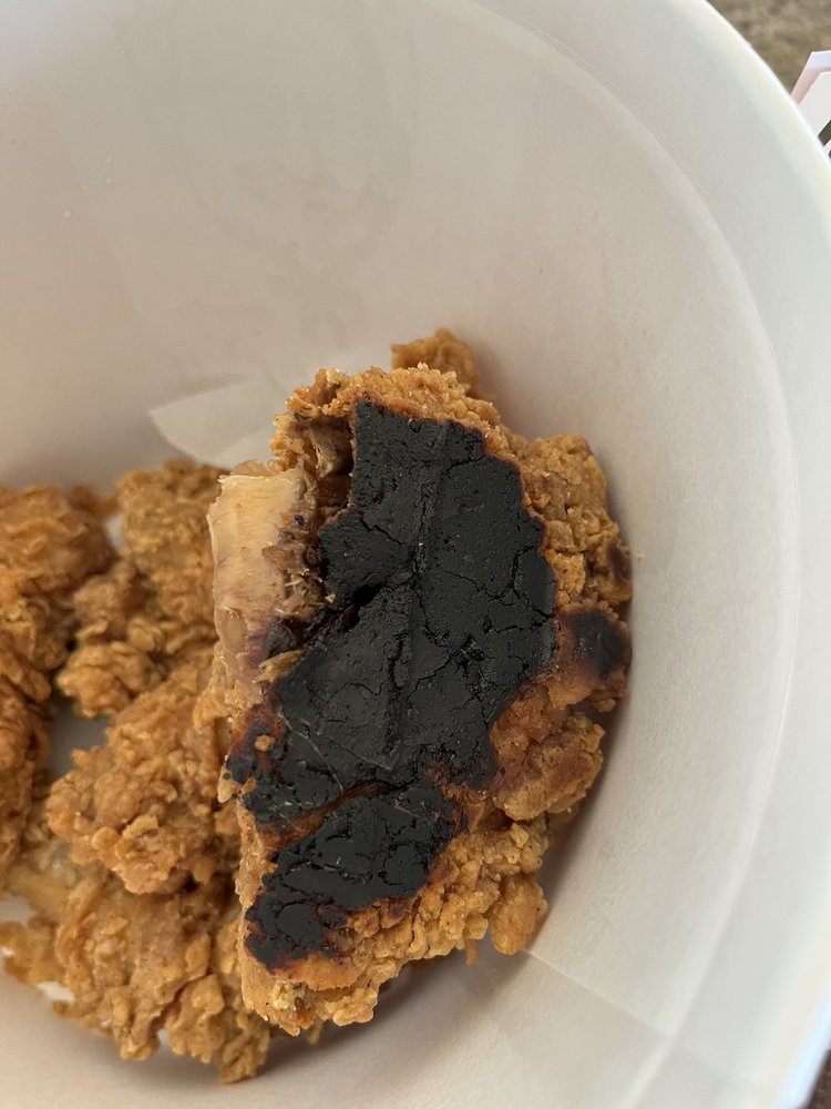 KFC - Updated October 2025 - 13 Photos & 33 Reviews - 7037 10th St N ...