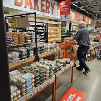 AMAZON FRESH - Updated January 2026 - 88 Photos & 91 Reviews - 742 Los ...