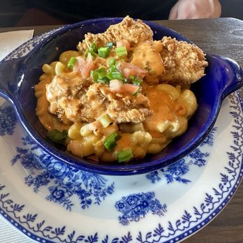 CRACKER BARREL OLD COUNTRY STORE - Updated April 2024 - 335 Photos ...