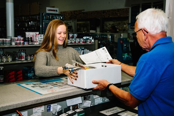 CURRI - Updated December 2025 - 75 Photos & 21 Reviews - Ventura ...