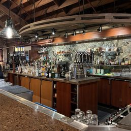 GLACIER BREWHOUSE - Updated December 2025 - 3370 Photos & 3003 Reviews ...