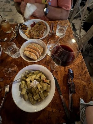 MAMASAMAS RESTAURANT - Updated April 2025 - 76 Photos & 26 Reviews ...