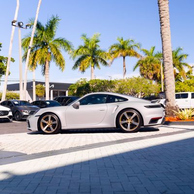 HGREG LUX - Updated June 2025 - 19 Photos - 17305 S Dixie Hwy, Cutler ...