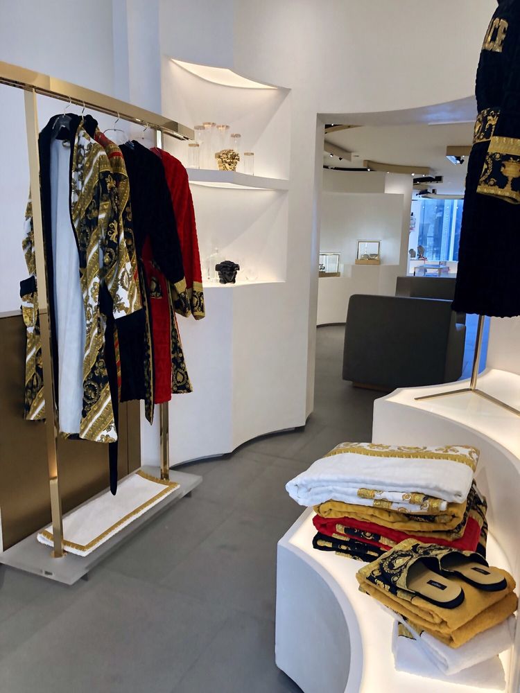 VERSACE - Updated October 2025 - 10 Photos - 933 N Rush St, Chicago ...