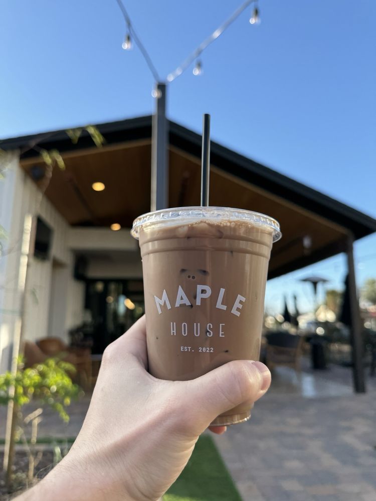 MAPLE HOUSE - Updated October 2025 - 367 Photos & 238 Reviews - 198 W ...