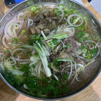 PHO NGA 405 - Updated July 2025 - 45 Photos & 22 Reviews - 10700 South Pennsylvania Ave ...