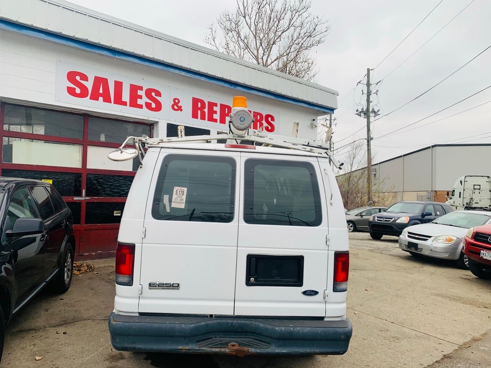 ALIBABA MOTORS - Updated July 2024 - 36 Photos - 2760 N Franklin Rd ...