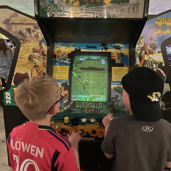 1984 BRANSON ARCADE - Updated August 2025 - 49 Photos & 39 Reviews ...