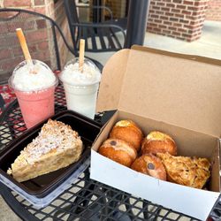 Best Pie Bakeries Near Me - May 2024: Find Nearby Pie Bakeries Reviews ...