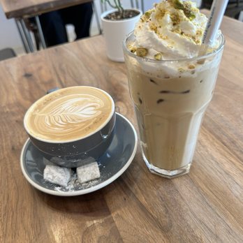 PANGOLIN CAFÉ - Updated September 2024 - 625 Photos & 295 Reviews - 955 ...