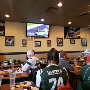 AJ GATOR’S SPORTS BAR & GRILL - Updated September 2024 - 55 Photos & 68 ...