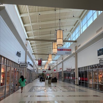 TANGER OUTLETS- FOXWOODS - Updated October 2025 - 133 Photos & 119 ...