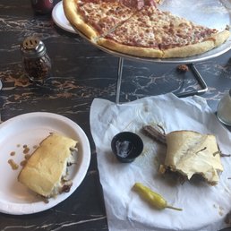 THE LAST ROUND TAVERN - Updated July 2025 - 254 Photos & 185 Reviews ...