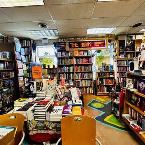 SCHULER BOOKS - Updated March 2025 - 39 Photos & 11 Reviews - 7260 ...