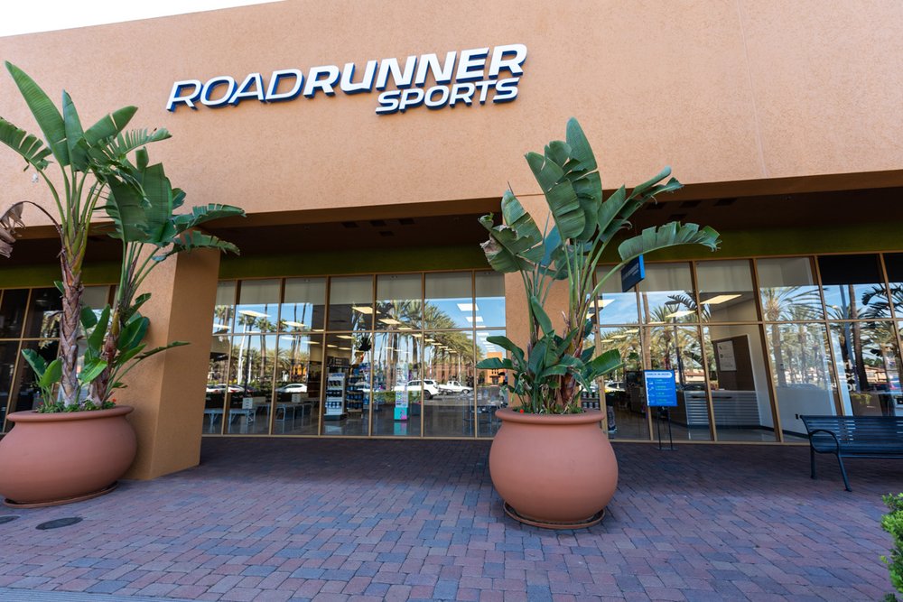 ROAD RUNNER SPORTS - 66 Photos & 148 Reviews - 13276 Jamboree Rd ...