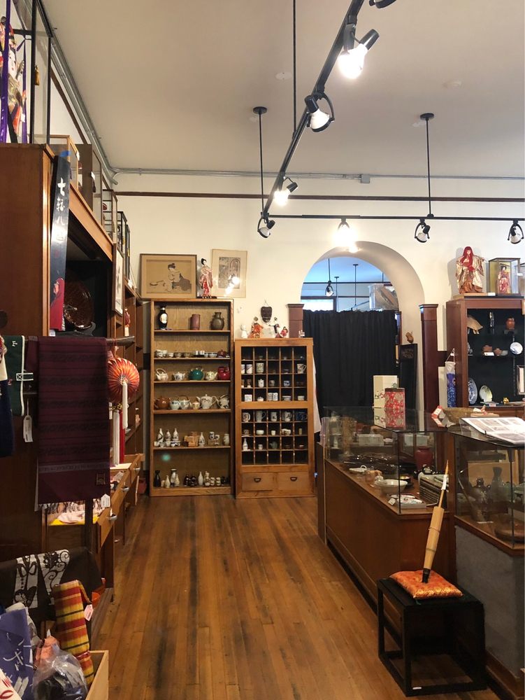 HOSEKIBAKO - JAPANESE RESALE SHOP - 38 Photos - Thrift Stores - 1414 S ...