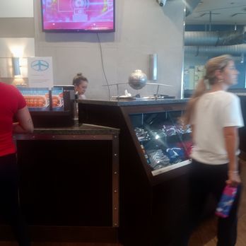 JET RUNWAY CAFE - Updated May 2025 - 1750 Photos & 932 Reviews - 5540 ...