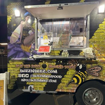 BUZZNBEEZ FOOD TRUCK - Updated October 2025 - 98 Photos & 212 Reviews ...