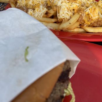 Chris’s Burgers - Takeout & Delivery - 343 Photos & 528 Reviews ...
