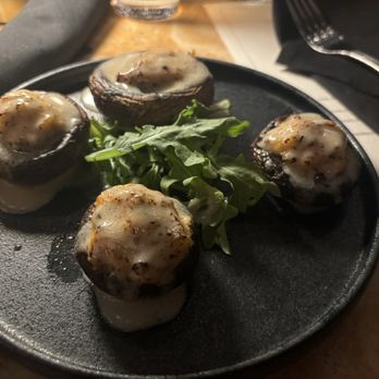 16ELEVEN - Updated July 2025 - 203 Photos & 101 Reviews - 1611 Everett ...