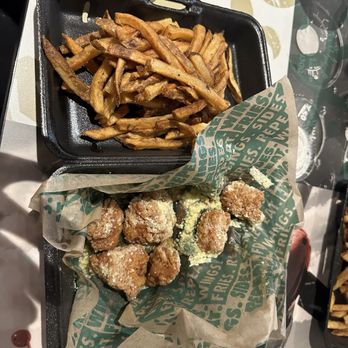 WINGSTOP - Updated December 2025 - 62 Photos & 99 Reviews - 1721 New ...