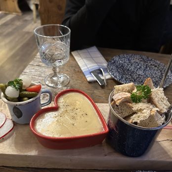 ALPENROSE VAIL - Updated June 2024 - 744 Photos & 341 Reviews - 100 E ...