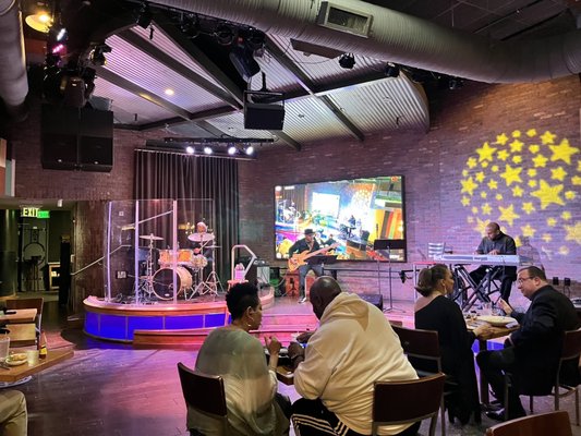 SWEET GEORGIA’S JUKE JOINT - Southern Restaurant at 200 Peachtree St NE ...