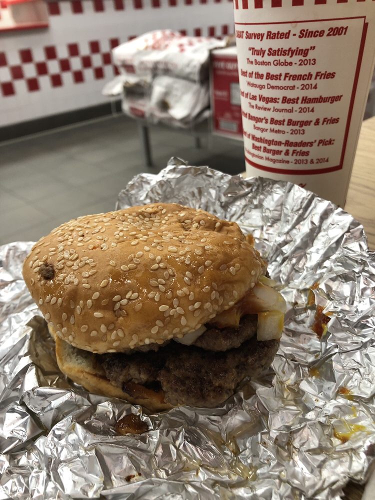 FIVE GUYS - Updated June 2024 - 15 Photos & 45 Reviews - 1693 W Lacey ...