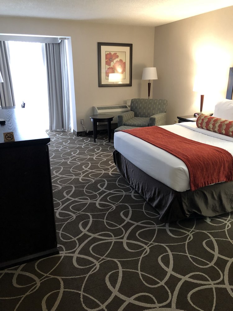 ADMIRAL INN - Updated December 2025 - 12 Reviews - 149 Dundurn Street N ...