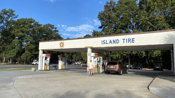 ISLAND TIRE & AUTOMOTIVE SERVICES - Updated January 2026 - 14 Photos ...