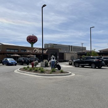 SMALL CHEVAL - Updated December 2025 - 298 Photos & 205 Reviews - 9421 ...