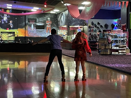 ASTRO SKATE CENTER PINELLAS PARK - Updated October 2025 - 26 Photos ...