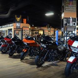 APPLETON HARLEY-DAVIDSON - 27 Photos & 18 Reviews - 2501 Highway 41A ...