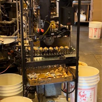 NEW WORLD BAKERY - Updated January 2026 - 64 Photos & 97 Reviews - 1713 ...