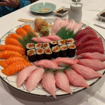 SUSHI GEN - 7586 Photos & 4310 Reviews - 422 E 2nd St, Los Angeles ...