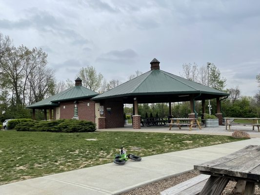 AVON TOWN HALL PARK - Updated August 2024 - 55 Photos & 14 Reviews ...