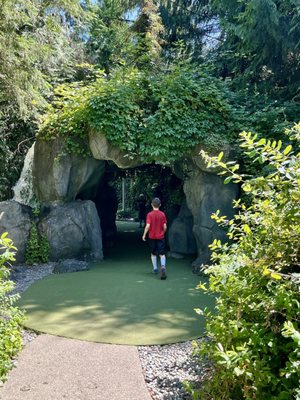 RAINBOW RUN PUTTING COURSE - Updated October 2025 - 57 Photos & 76 ...