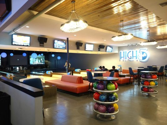 HIGH FIVE ENTERTAINMENT - 76 Photos & 70 Reviews - Bowling - 2700 W ...