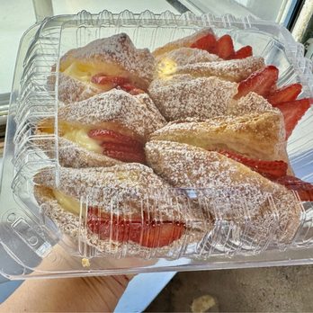 CREAM PAN - Updated June 2024 - 7616 Photos & 6476 Reviews - 602 El ...