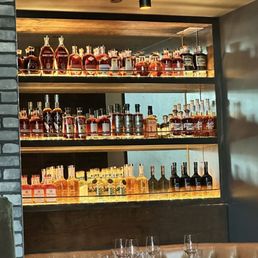 WARREN - NAPLES - Updated March 2025 - 120 Photos & 79 Reviews - 111 ...