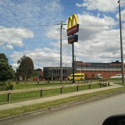 KNOX PRIVATE HOSPITAL - 262 Mountain Hwy, Wantirna Victoria, Australia ...