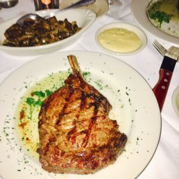 HAL’S THE STEAKHOUSE - Updated December 2025 - 935 Photos & 1001 ...