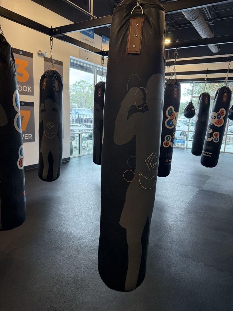 LEGENDS BOXING - Updated June 2026 - 10 Photos - 6421 S Chickasaw Trl ...
