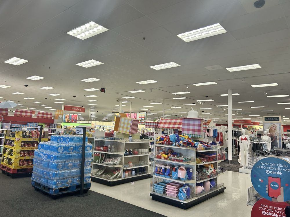 TARGET - Updated May 2026 - 58 Photos & 99 Reviews - 180 Somerville Ave ...