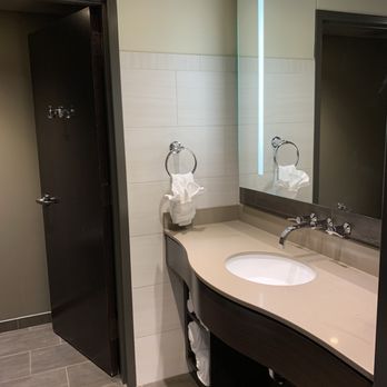 CHEROKEE CASINO & HOTEL ROLAND - Updated December 2025 - 65 Photos & 59 ...