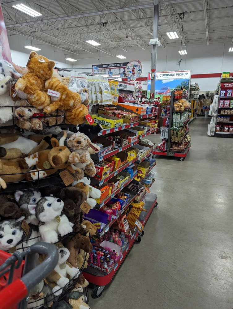 TRACTOR SUPPLY - Updated July 2025 - 2621 US Hwy 23 N, Delaware, Ohio ...